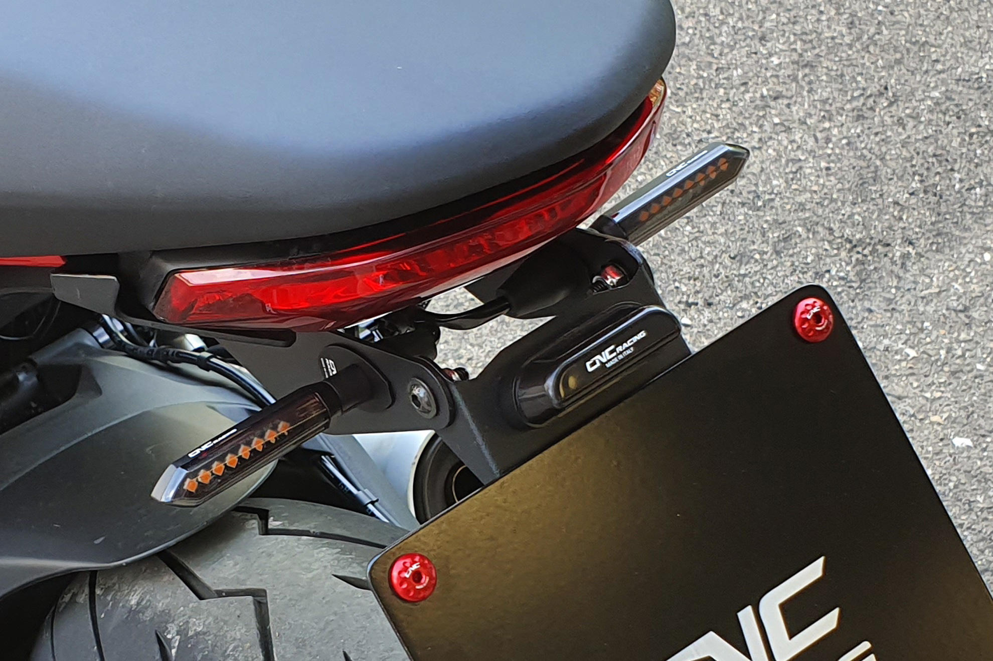 Turn Indicators Cover Sleeves M8 - 2 pcs | Cnc Racing